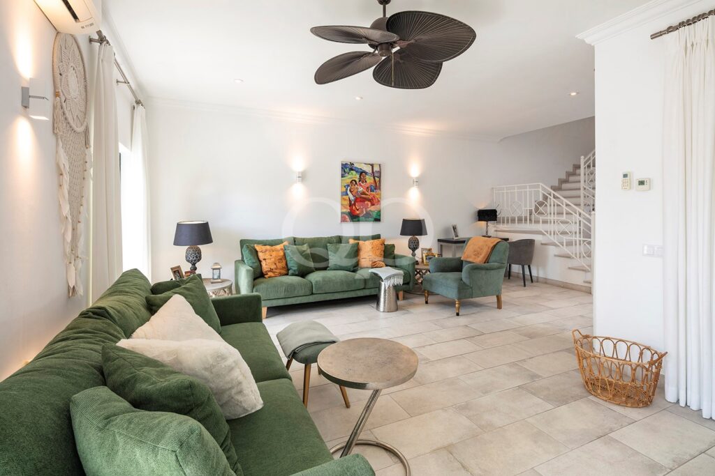 Refurbished Townhouse in Pinheiros Altos Golf Resort, Algarve
